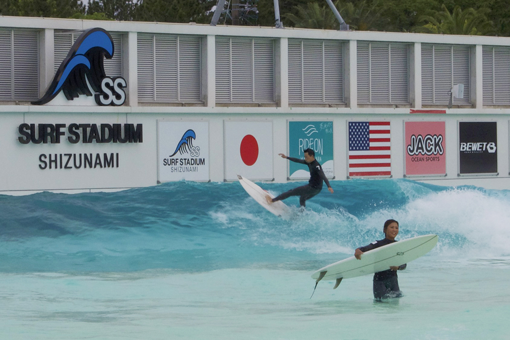 静岡県静波にある人口ウェーブプール、SURF STADIUM を初めて体験してみた。 | TETSUYA MAG. -森田哲也のウェブサイト-